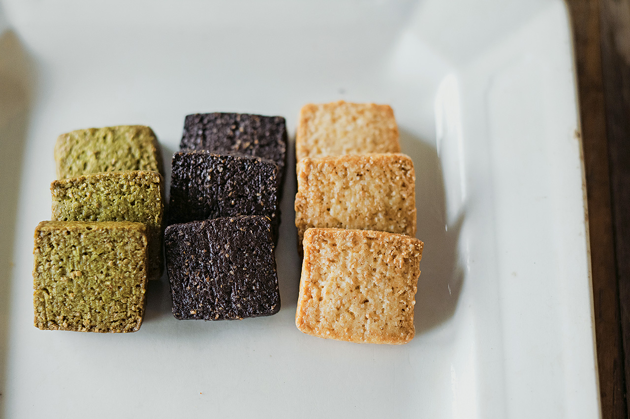 Baked Goods to Soothe the Senses at Ayumiko Cafe in Shichiku, Shikoku ...