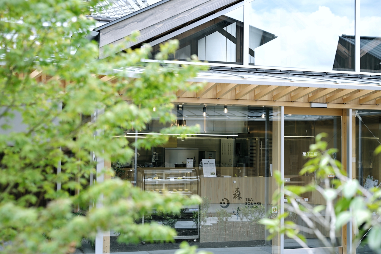 宇治・小倉の[TEA SQUARE MORIHAN]でお茶の美味しさを堪能 | Leaf KYOTO