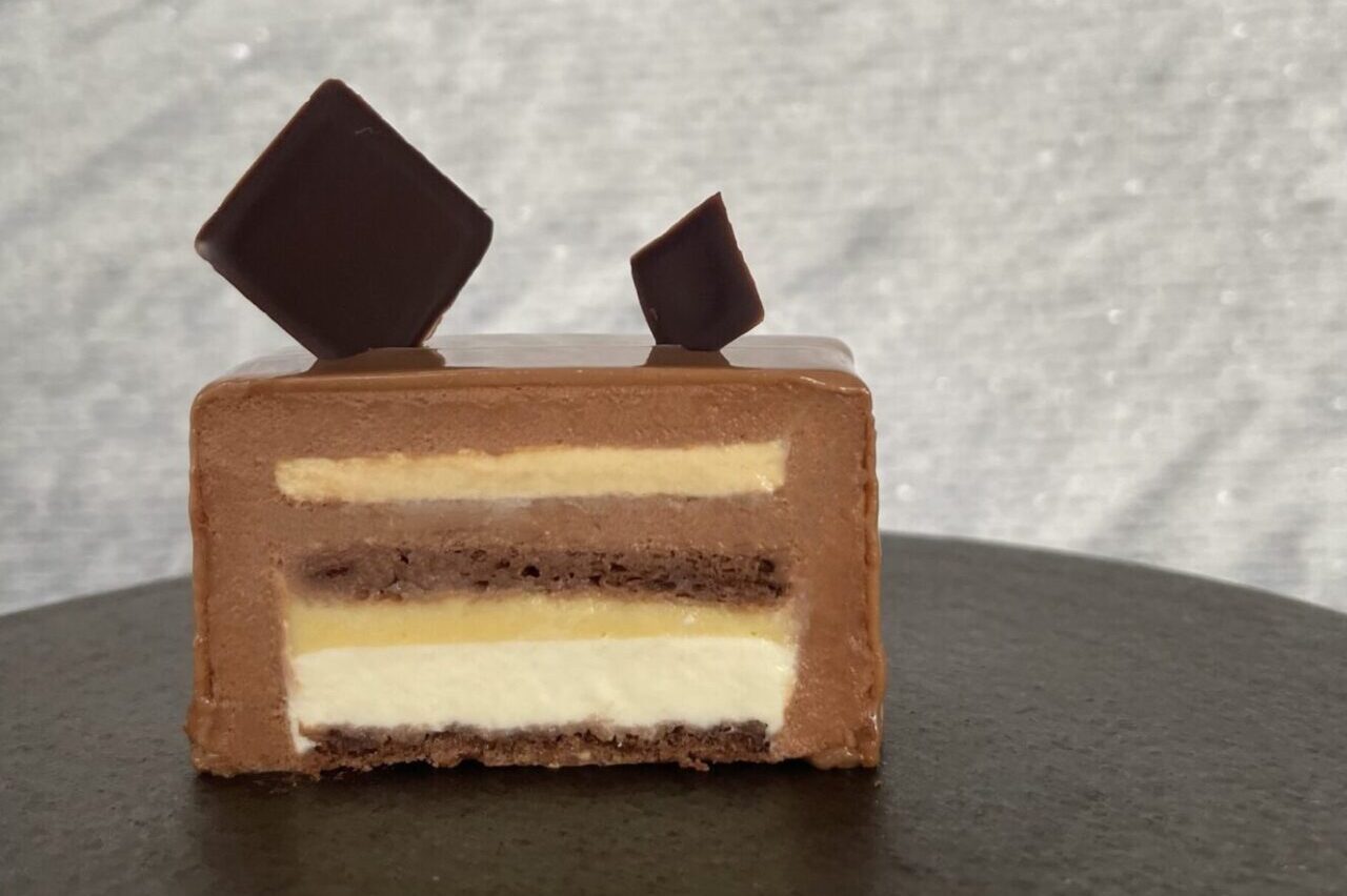 神宮丸太町にある[ASSEMBLAGES KAKIMOTO（アッサンブラージュ カキモト）]で3つの顔を持つシェフが織りなす味に感動 | Leaf KYOTO