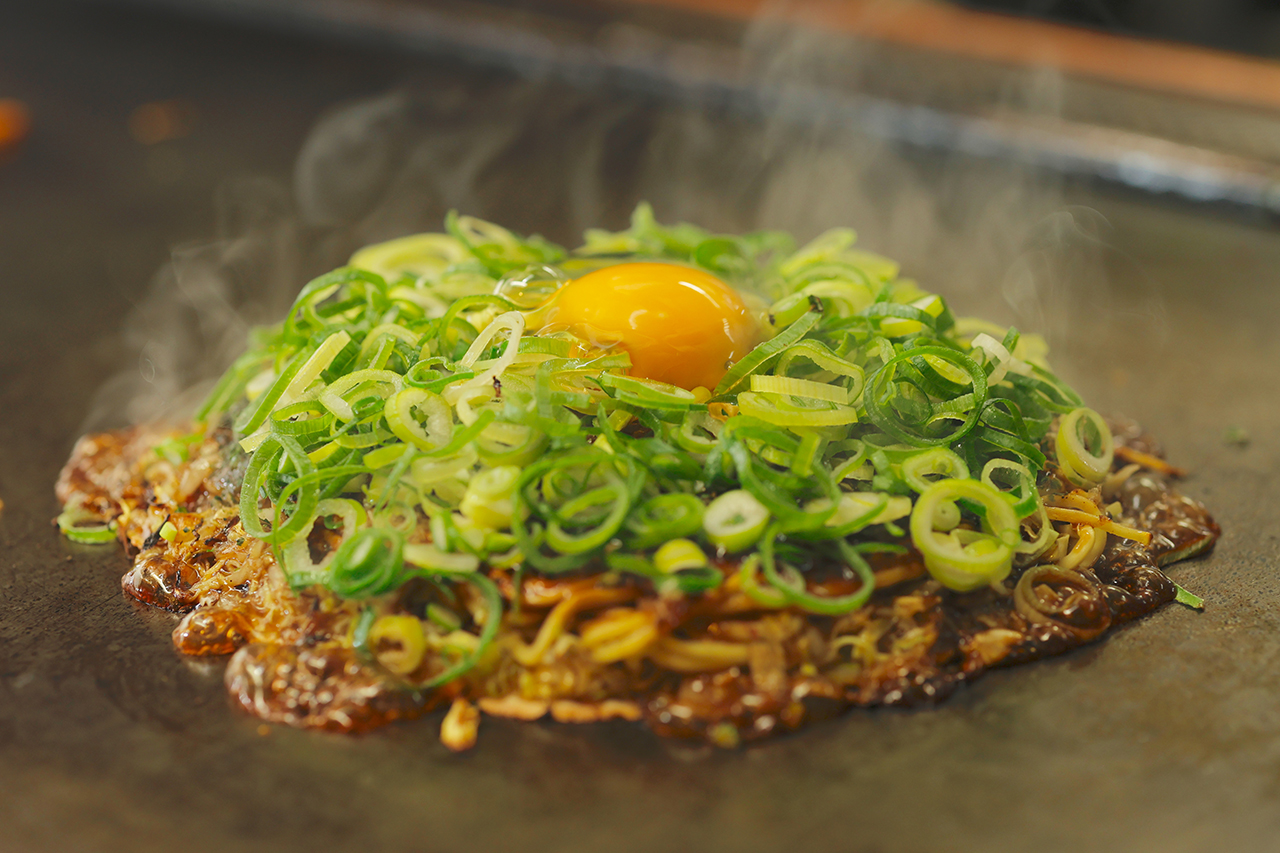 [Soul food layered with Kyoto ingredients at HIDE, an okonomiyaki ...