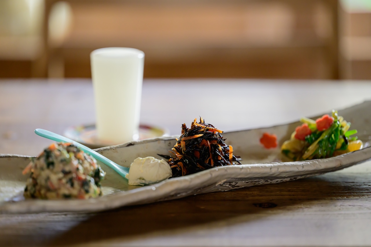 野菜たっぷりのアテが自慢！昼から飲める京町家[Shluv kyoto（シュラブ キョウト）]